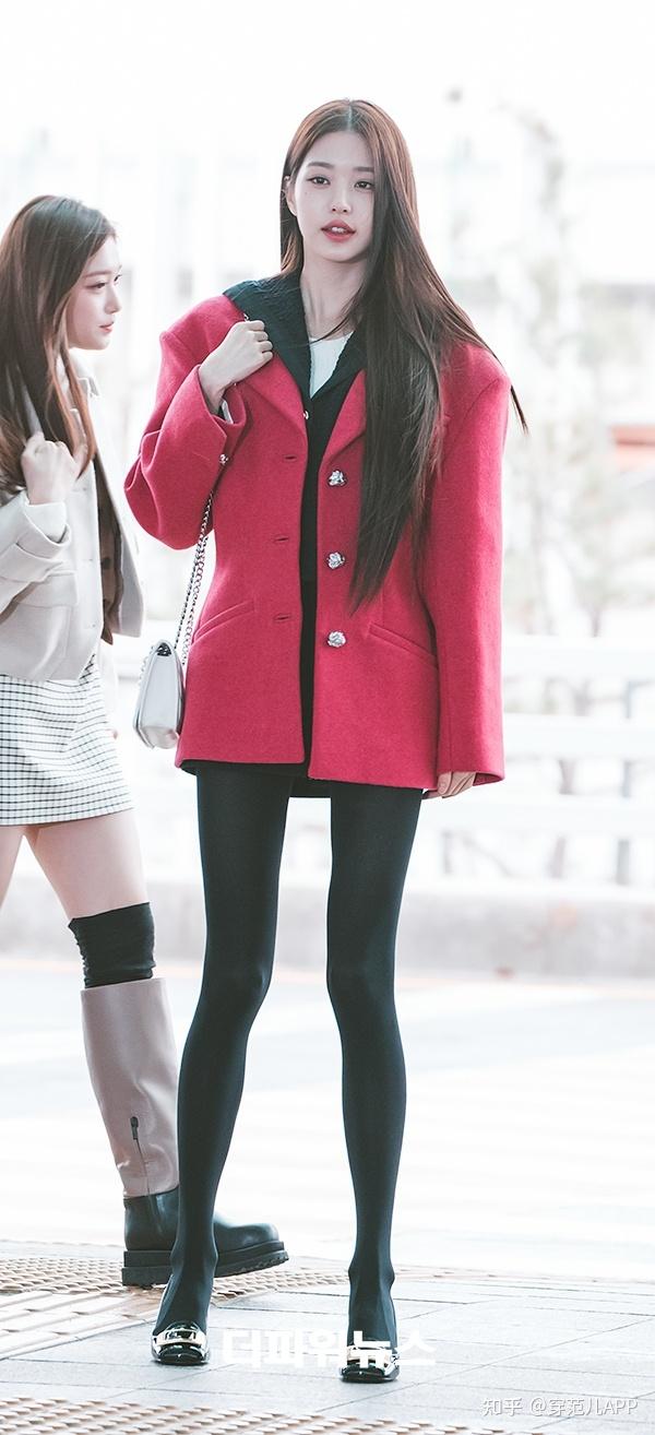 张元英是懂时尚的！MiuMiu搭配2023年流行色 - 知乎