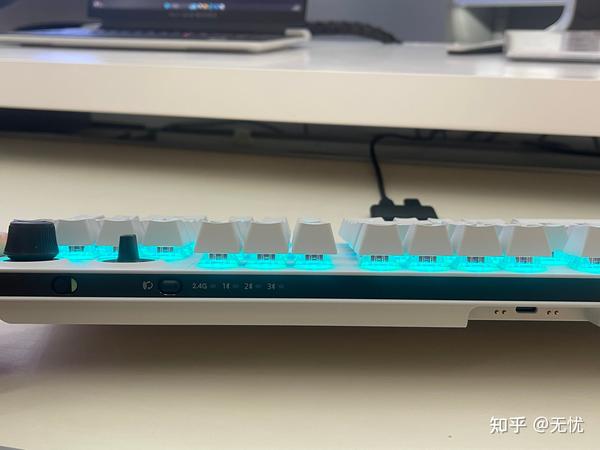 ALIENWARE外星人新品920K键盘上海太阳宫店 - 知乎