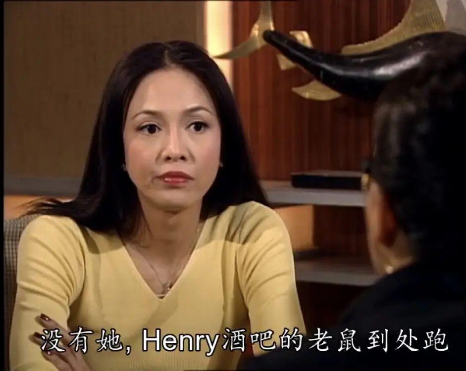 千禧年港剧《男亲女爱》之时髦精Miss Mo毛小慧服装造型， DoDo姐郑裕玲主演 - 知乎