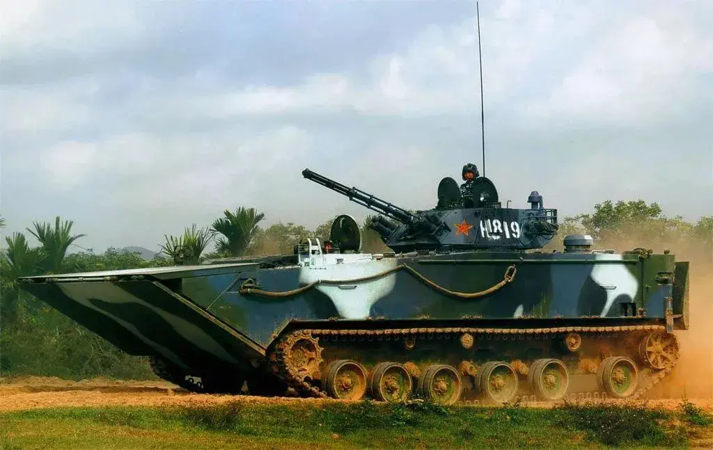 终于来了！“土豪版”15式正式列装，坦克部队如何突破水际滩头 - 知乎