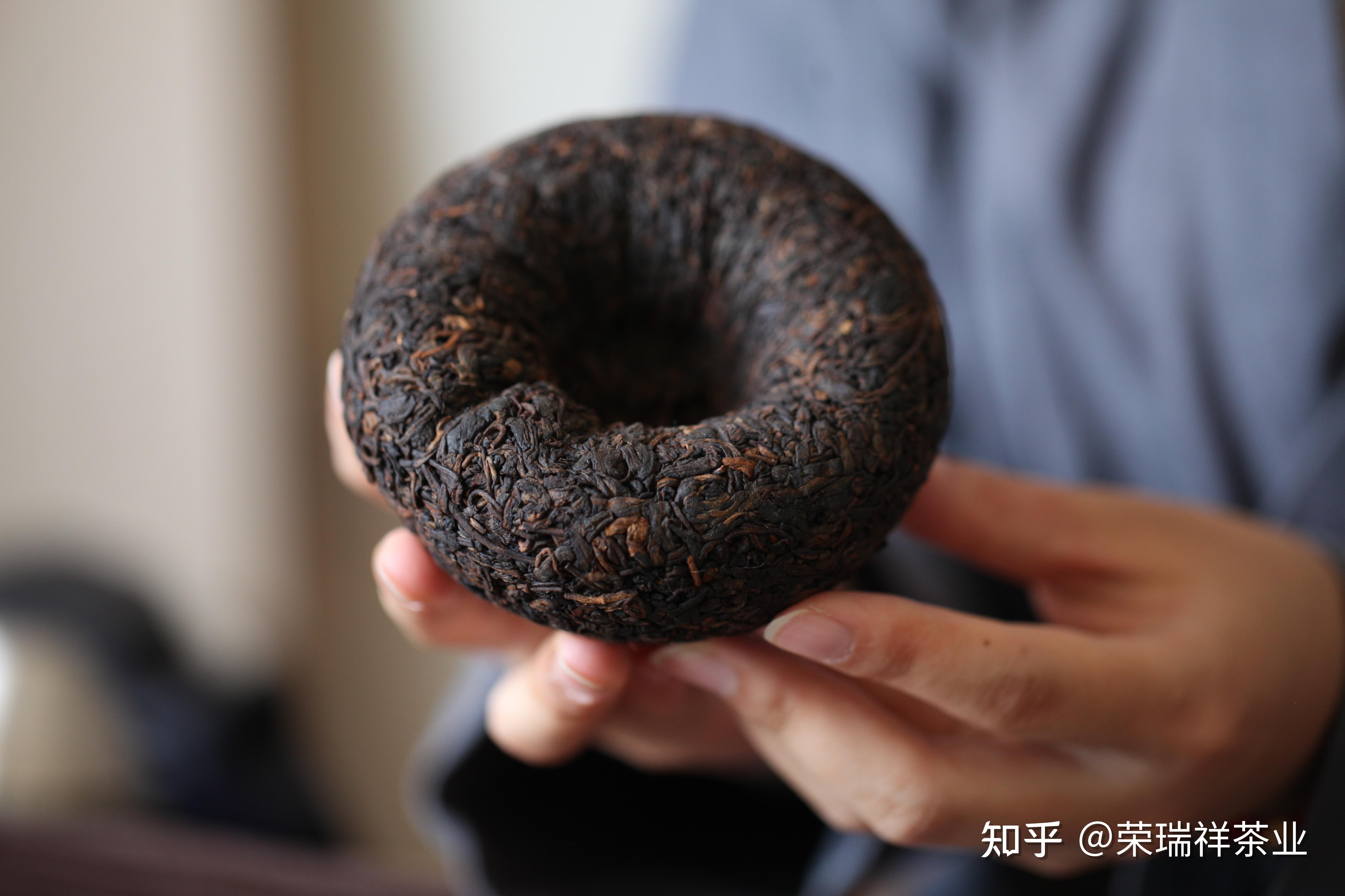 永德金沱:梅子箐、忙肺、大雪山三地古树春料拼配,永德标杆熟茶,经典永德味 知乎