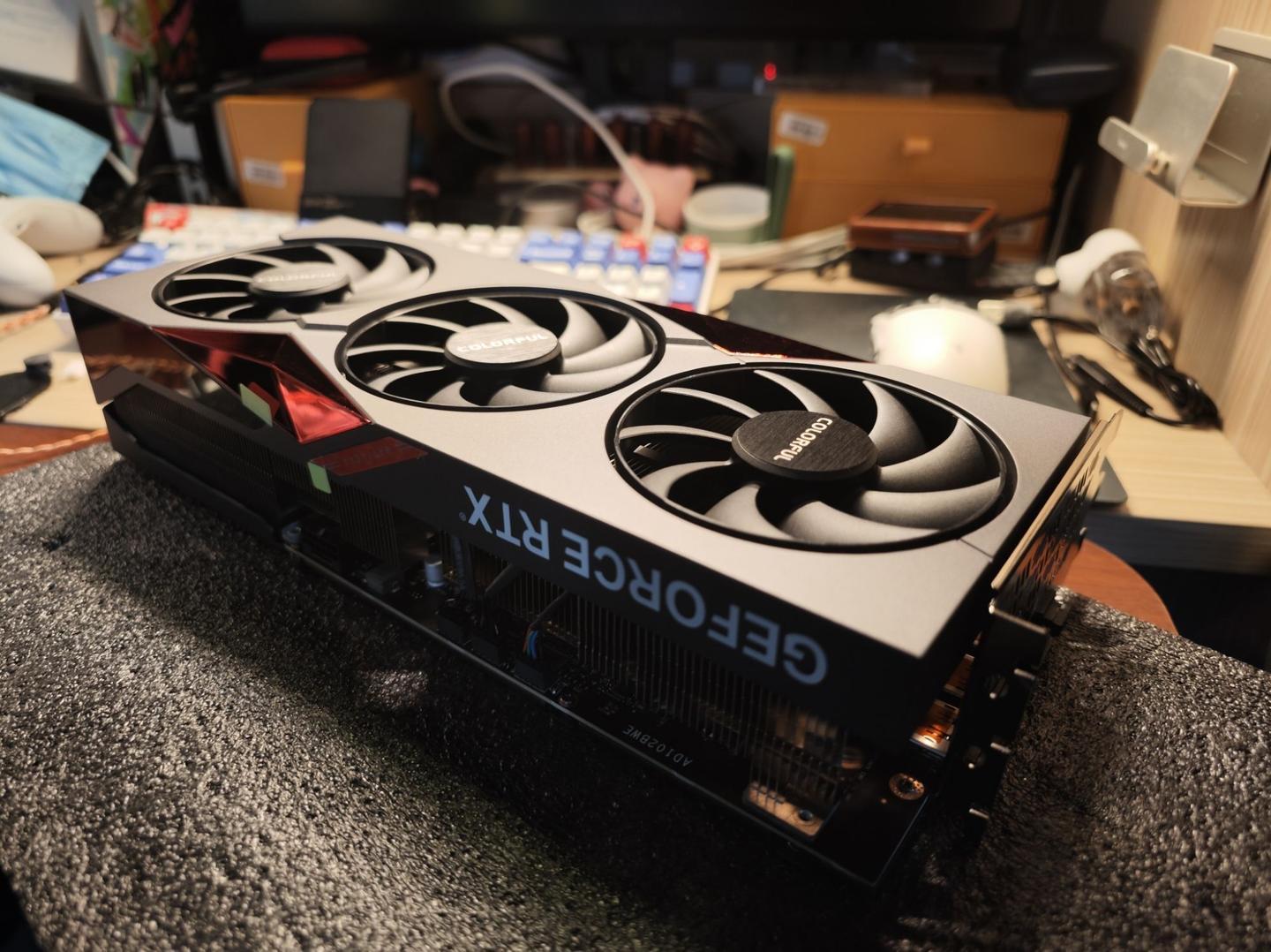 RTX4090首发测评：强的离谱了...以至于... - 知乎