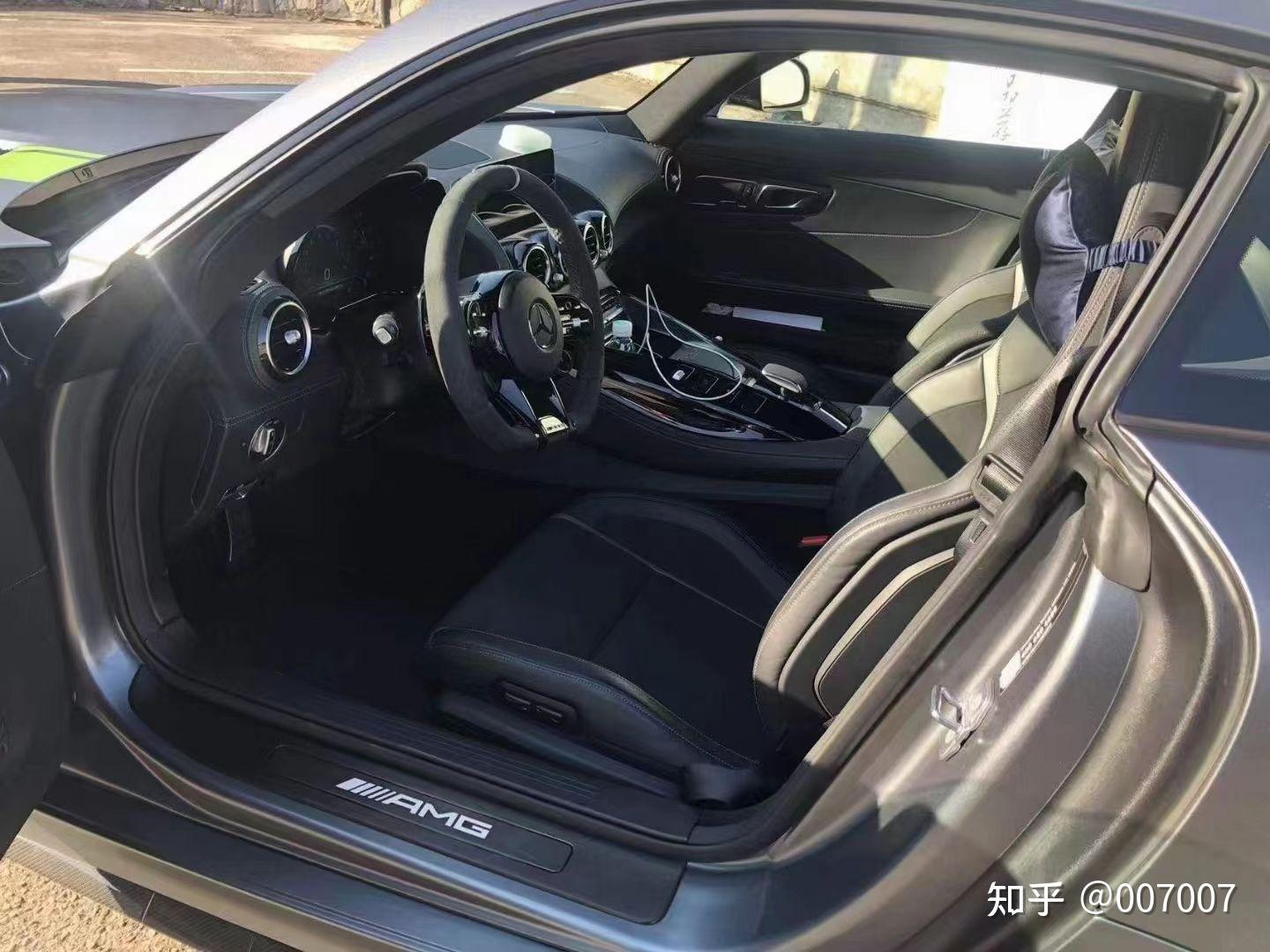 奔驰AMG GTR PRO - 知乎