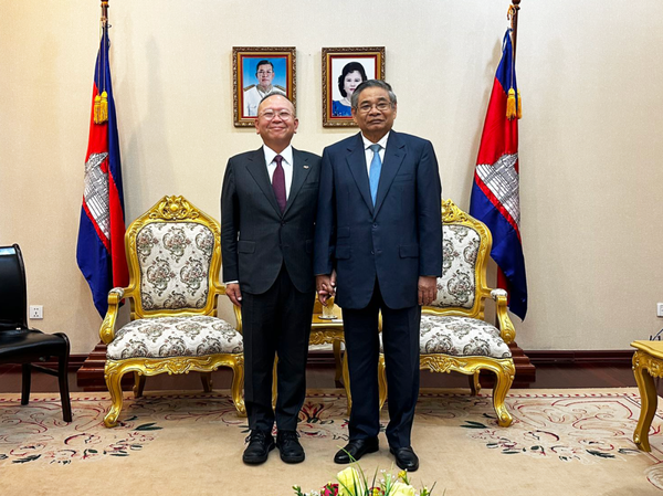 柬埔寨国家副总理严才利接见天逸金融服务集团董事长温峰泰一行 - 知乎