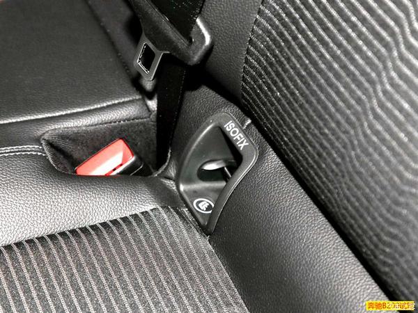 试驾奔驰B200，谈谈它的使用感受和车身配置！ - 知乎