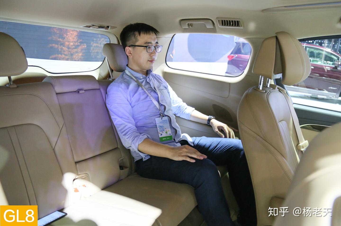 GL8/GM8/奥德赛等7款MPV横评！谁的第三排更好用？ - 知乎
