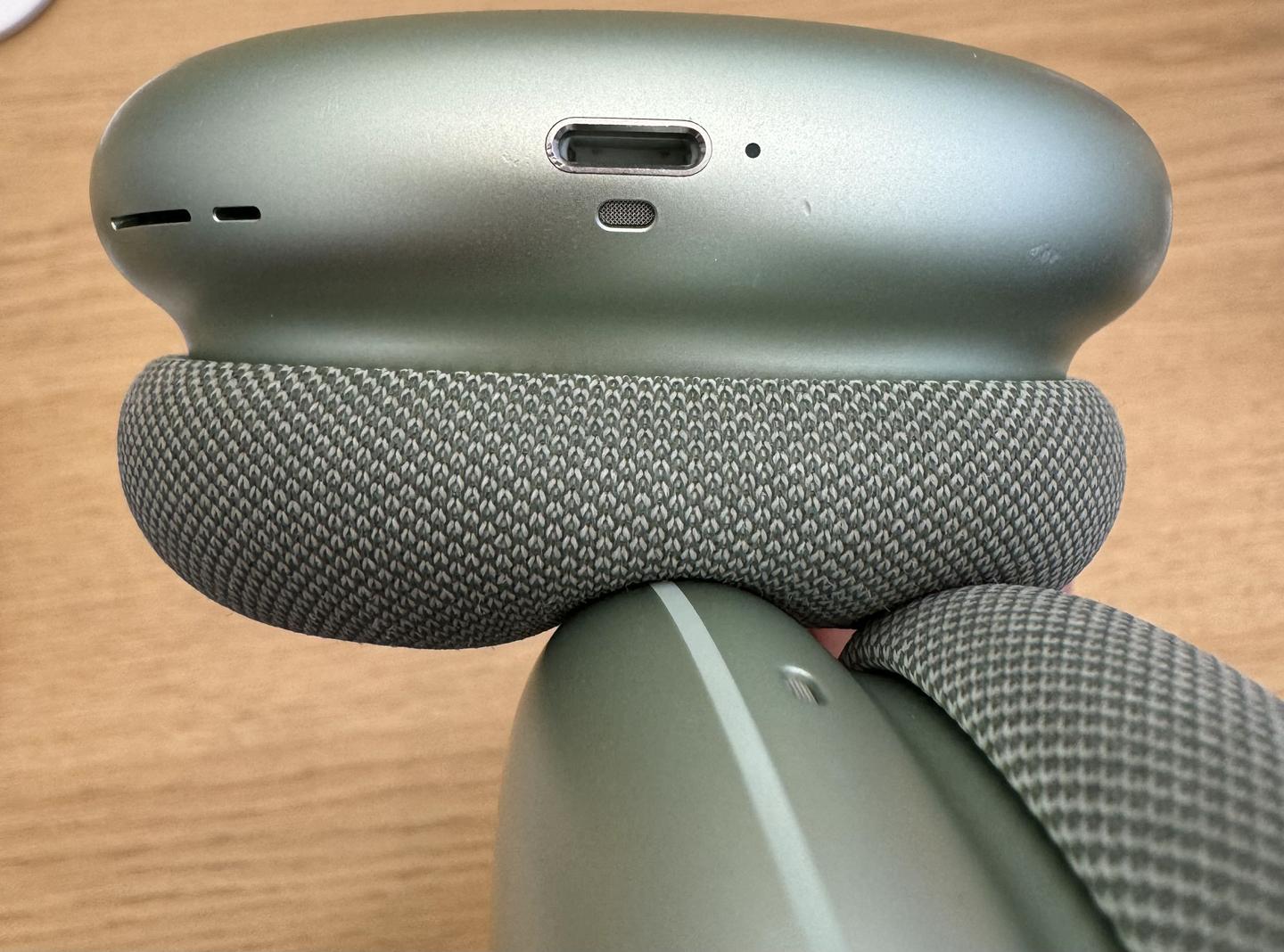 深度解读AirPods Max，AirPods Max体验分享。AirPods Max降价到3999元，值得买吗？