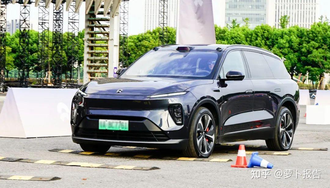 蔚来ES8的底盘，对得起50万售价吗？ - 知乎