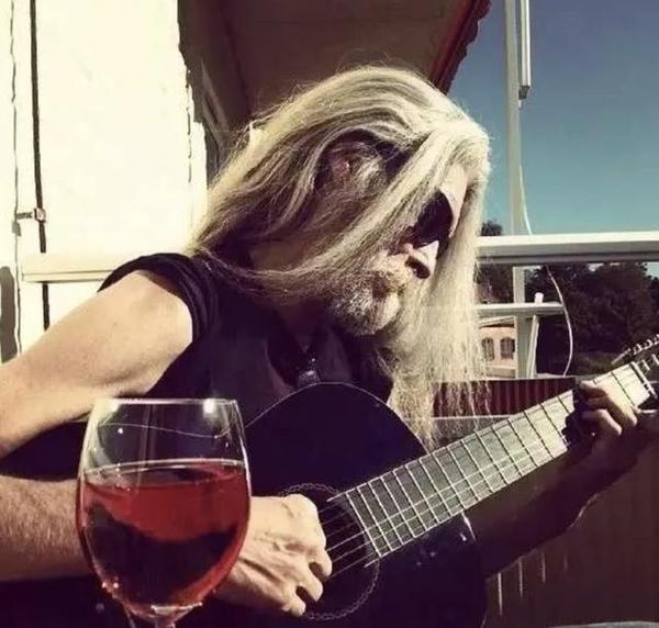 如何评价“世界第一美少年”伯恩·安德森？ - 知乎