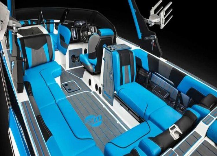 完美尾浪的缔造者，全新Malibu 24 MXZ造浪艇亮相三亚国际游艇展 - 知乎