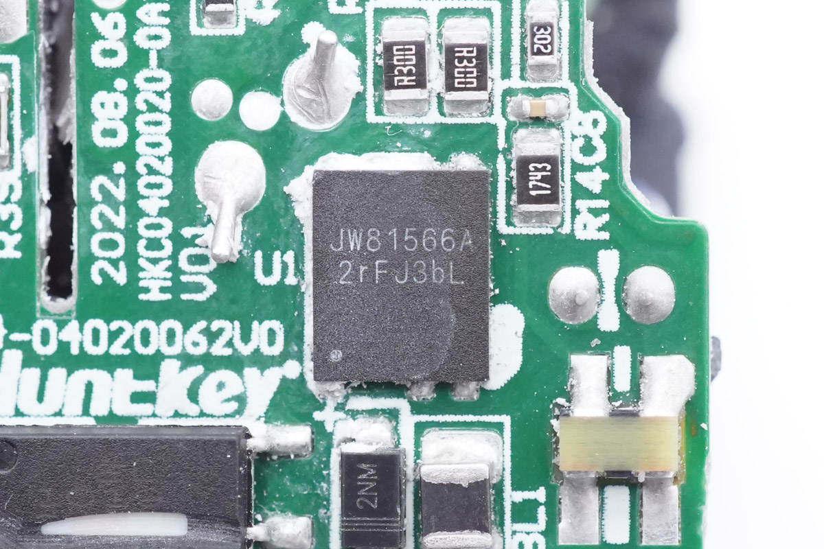 拆解报告：HUAWEI华为40W冰糖全能充电器P0013 - 知乎