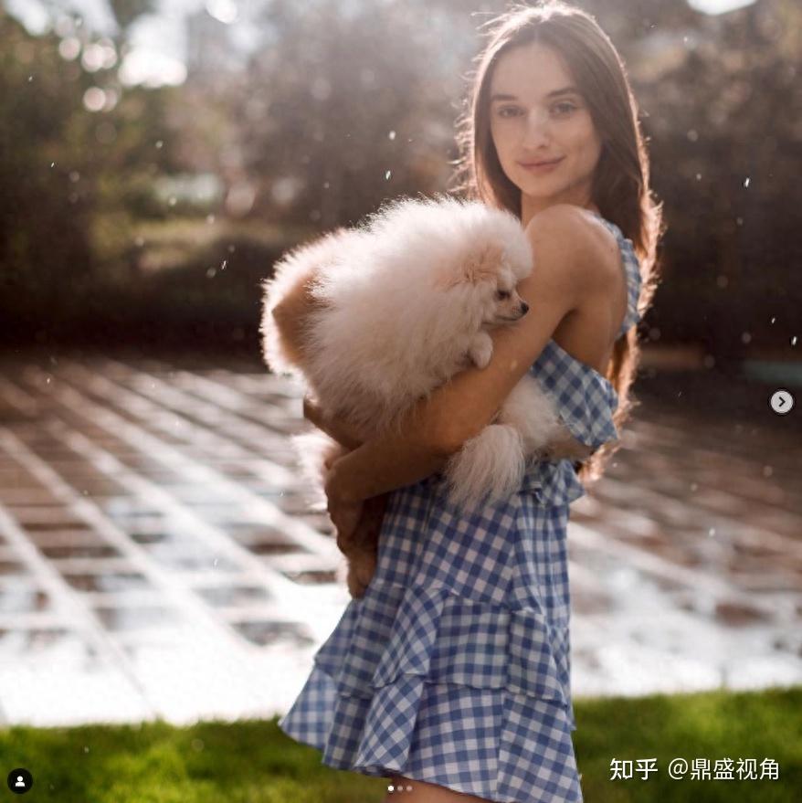 格洛丽亚·索尔(Gloria Sol)因形象赢得全球范围内认可的业界模特 - 知乎