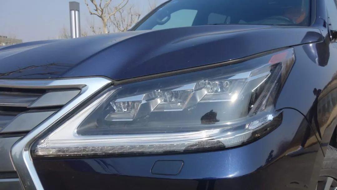 试驾丨体验雷克萨斯LX 570，不仅是一辆豪华版陆巡那么简单？ - 知乎