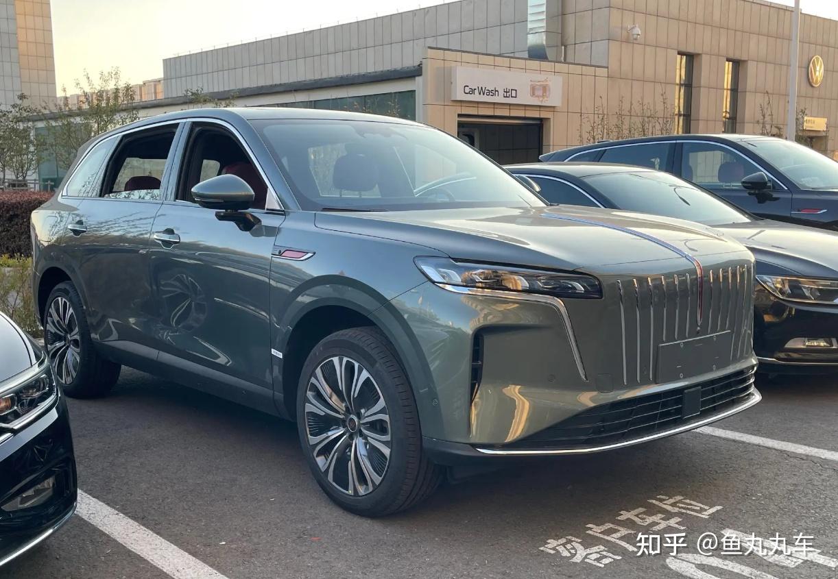 纯电续航超200km，搭载副驾双连屏，红旗HS6 PHEV展车到店 - 知乎