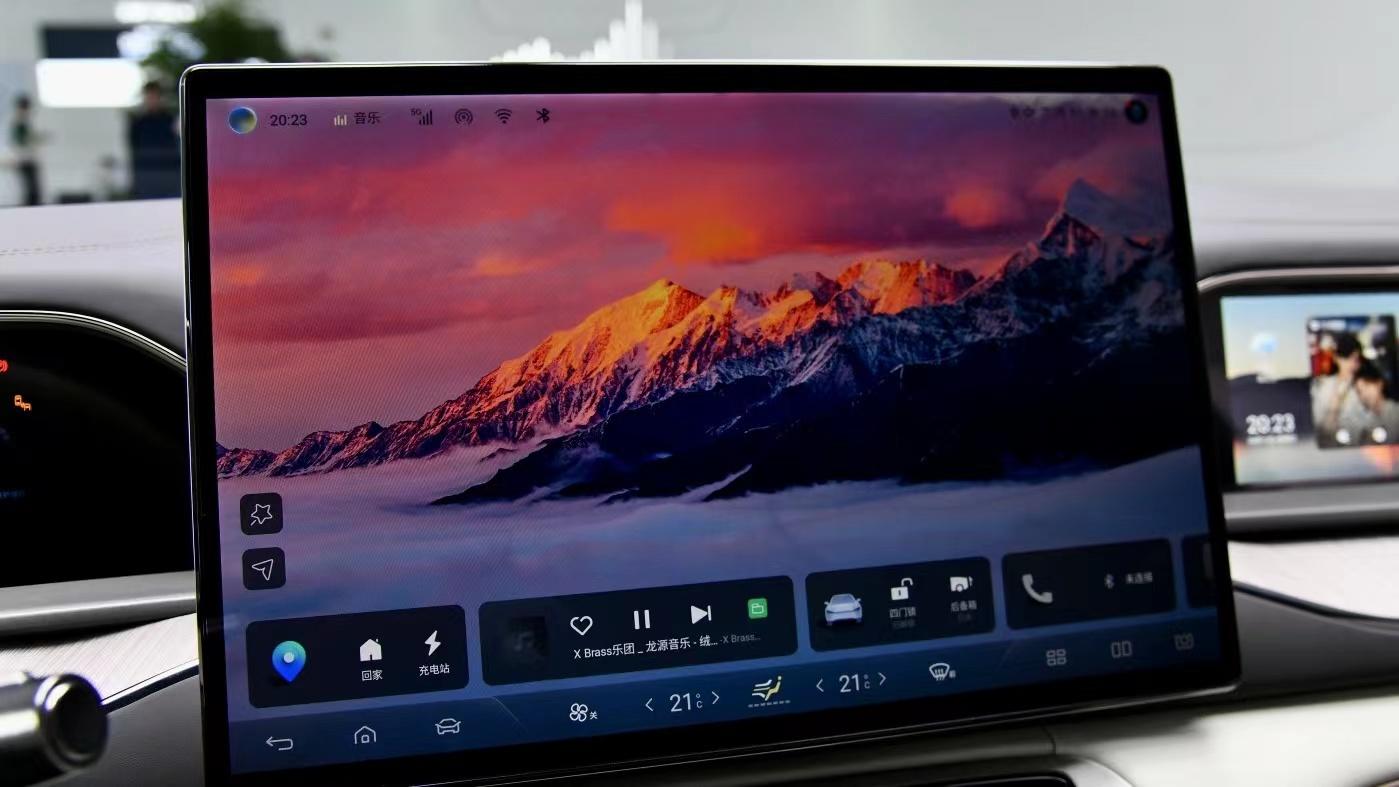 绕过高通8155，6nm芯片实现6屏联动，解析腾势N7座舱 - 知乎