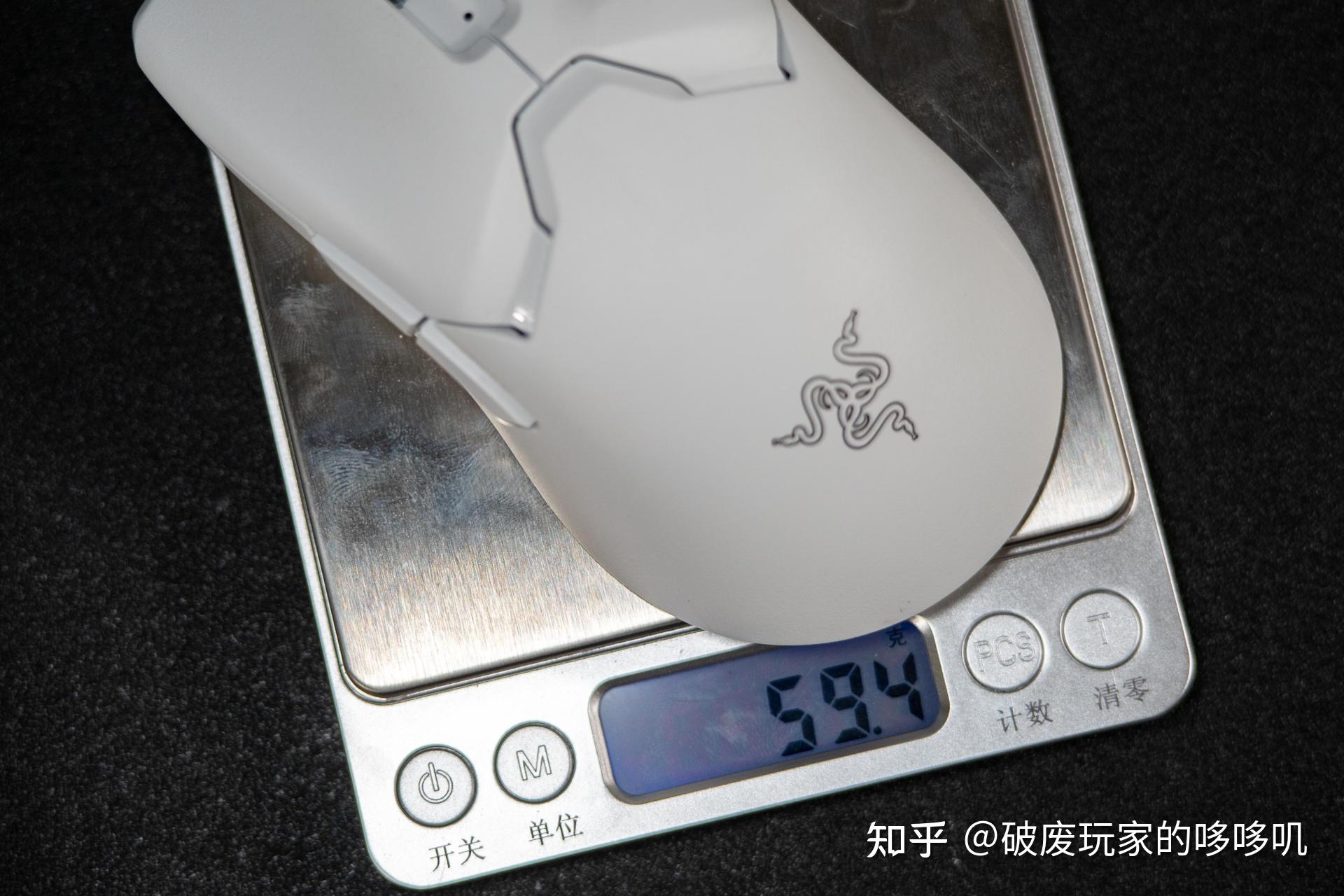 雷蛇 毒蝰V2PRO轻量化游戏鼠标80天使用体验——为专业而生