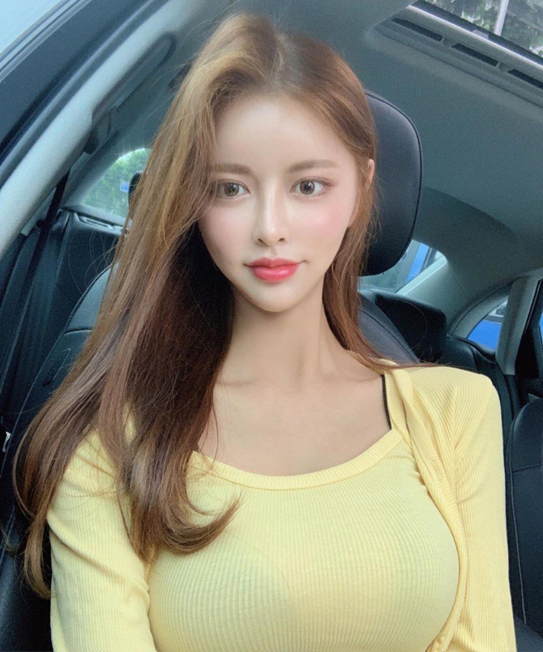 INS美女欣赏——JJHෆ(@_____jjh)（身材好） - 知乎