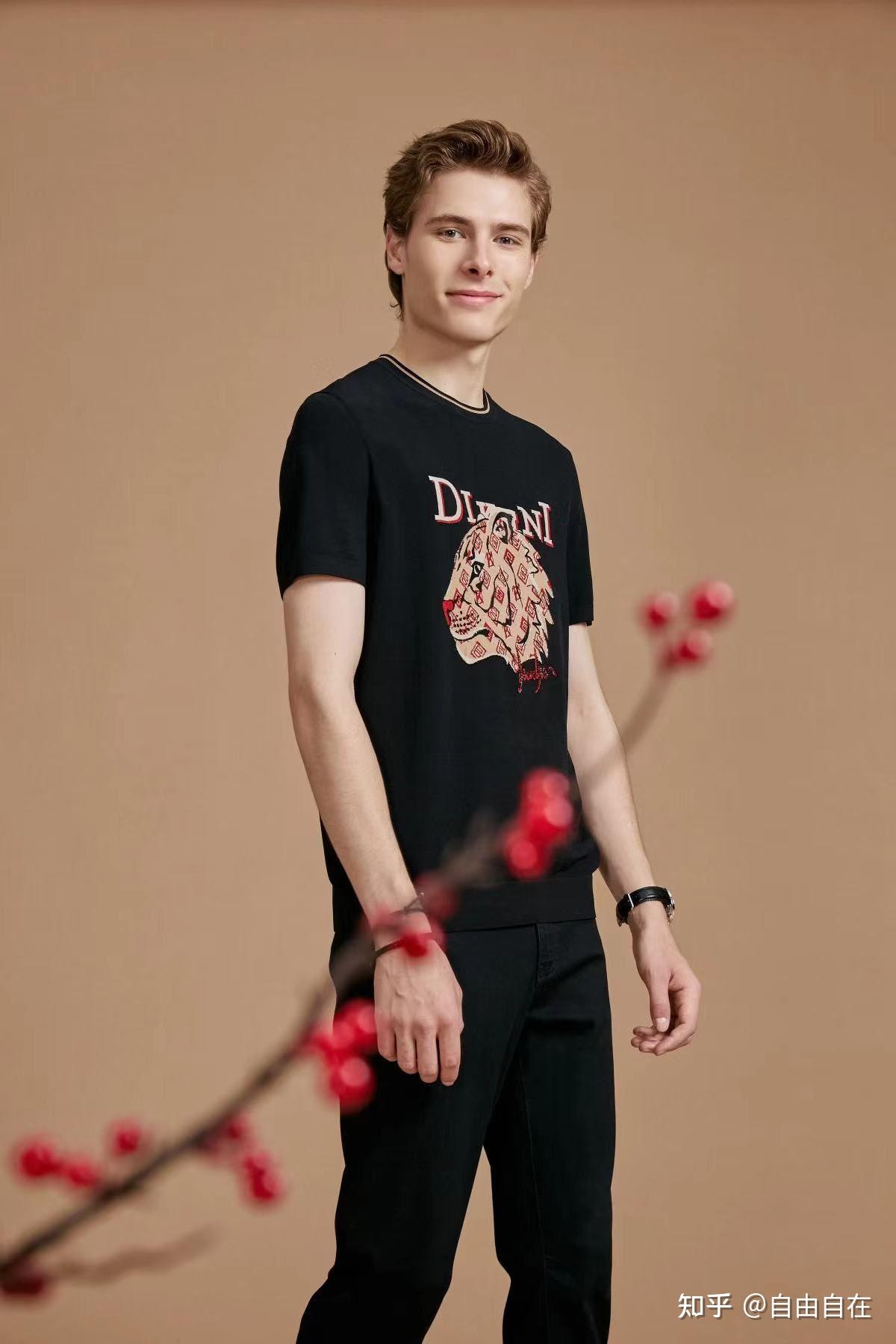 DIKENI迪柯尼联名GUCCI设计师曼托 ：玩转双D印花，唤出虎年新意 - 知乎