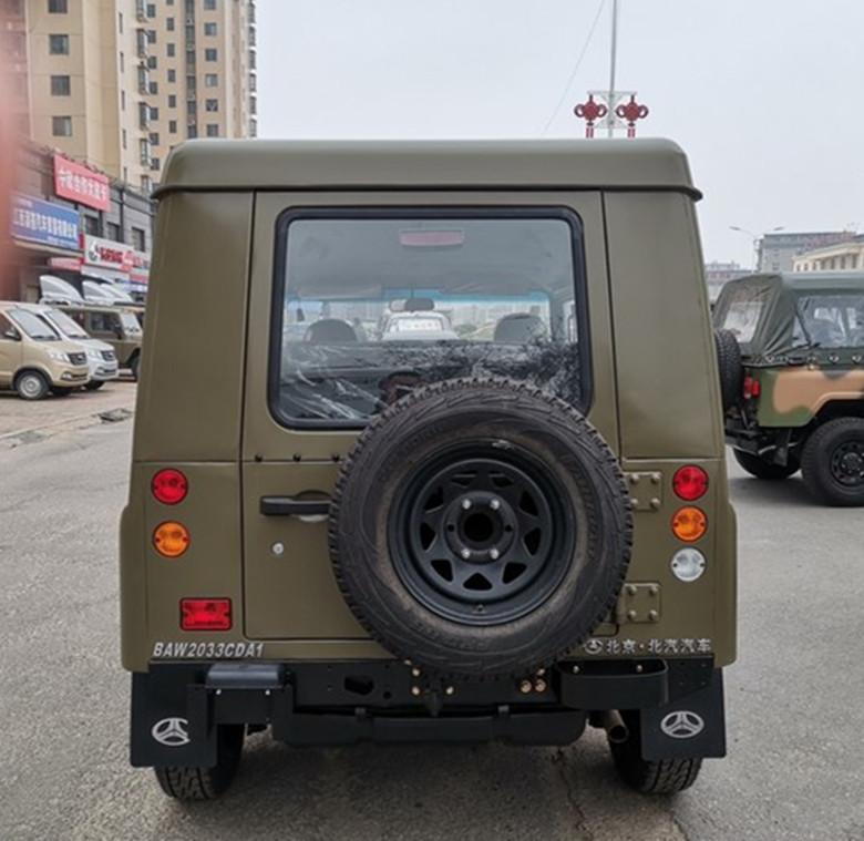 新款BJ212三门版已到店，外观依然硬核，内饰有突破，配三菱1.5T - 知乎