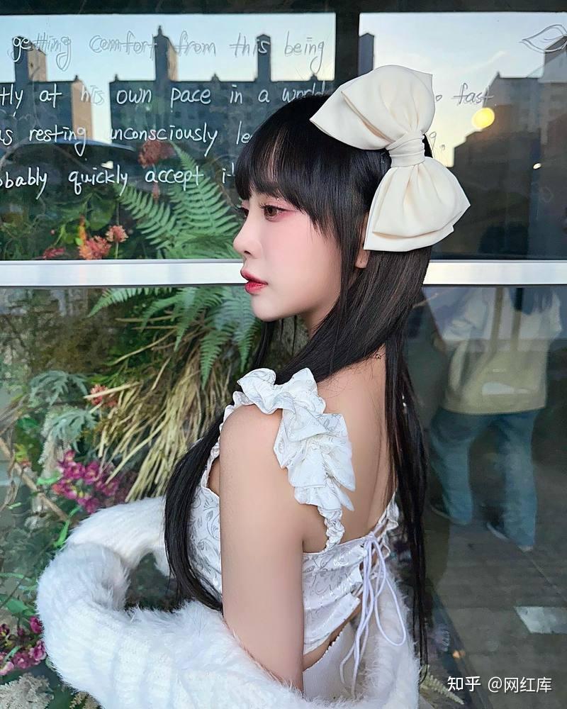 70万粉丝见证！Queen Dami 不仅颜值高，舞技也一流！ - 知乎