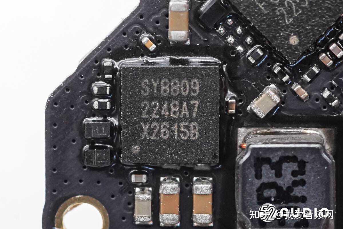 2023 TWS耳机充电盒电源管理芯片拆解汇总丨SoC单芯片方案成为市场主流 - 知乎