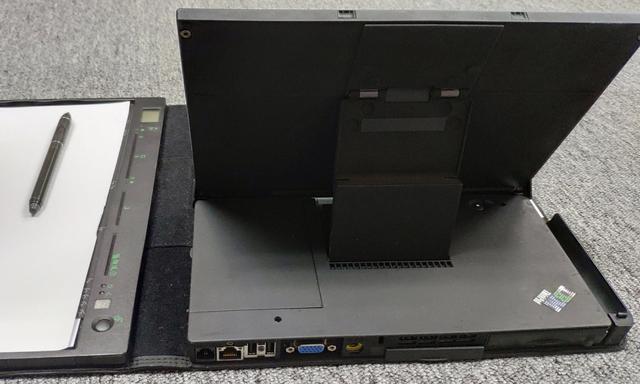 2001年ThinkPad TransNote：笔记本+手写输入+两段翻转屏幕 - 知乎