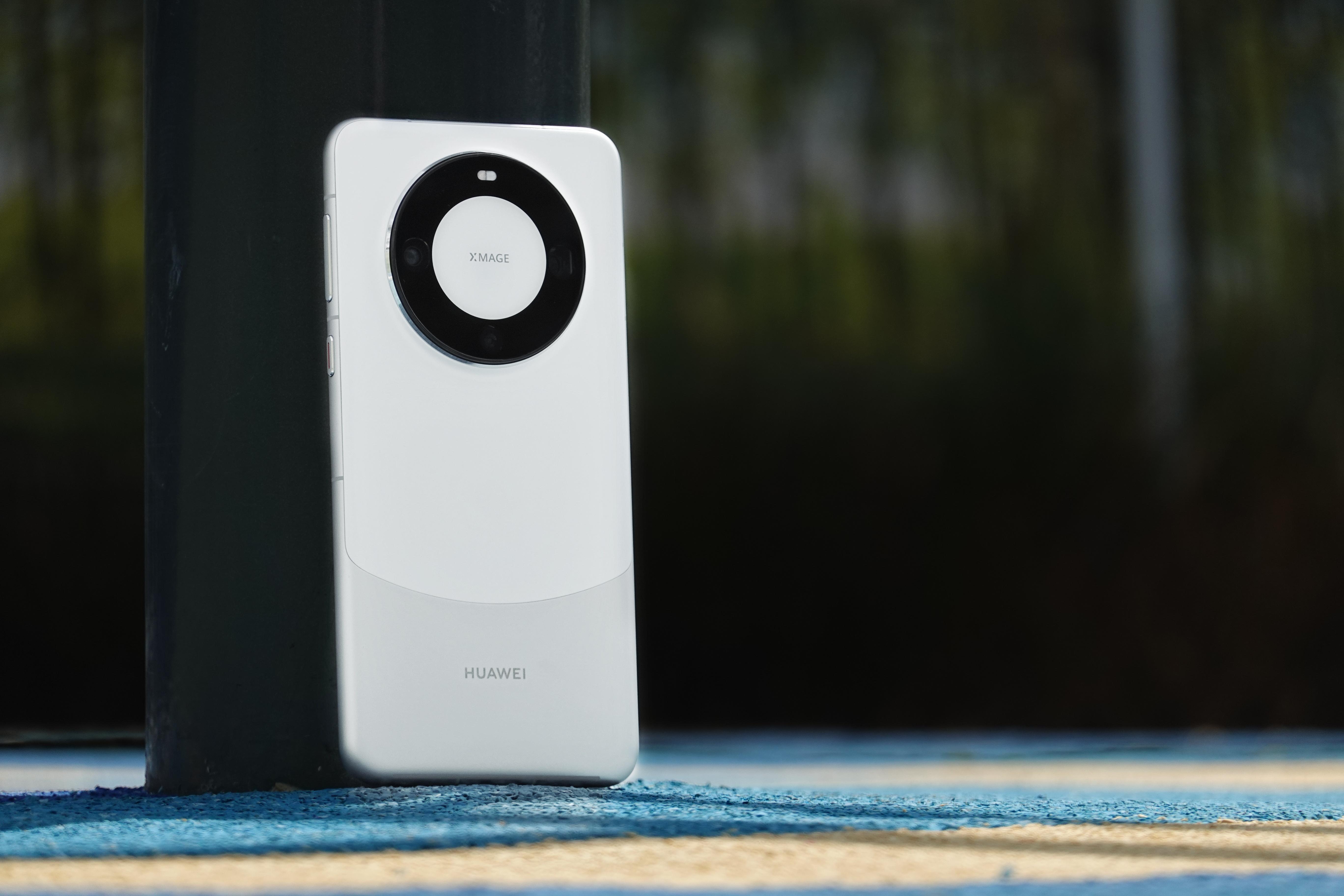 这！就是华为特色卫星移动终端——Mate60 Pro前瞻上手体验 - 知乎