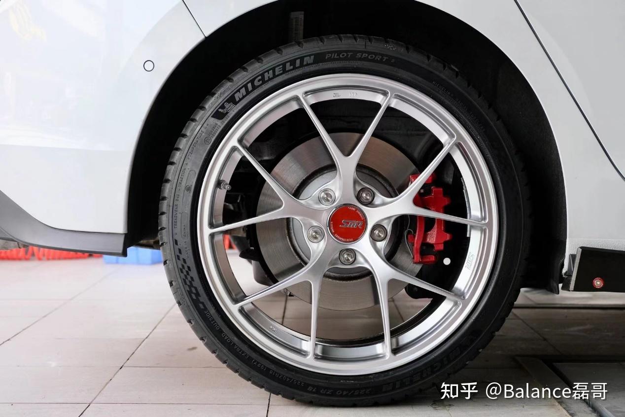 Star-FKK经典锻造轮毂，一起来看看它的颜色和上车效果 - 知乎