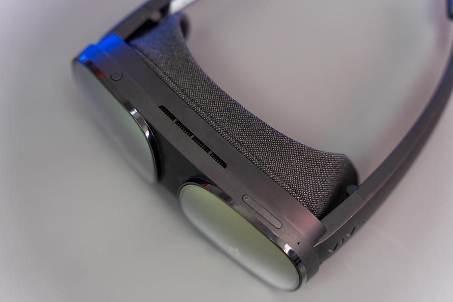 HTC VIVE Flow评测：极致便携展现VR轻体验 - 知乎