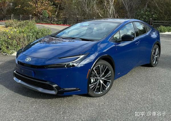 实拍全新丰田普锐斯，海外售价约19万元，比皇冠更流畅，有望国产 - 知乎