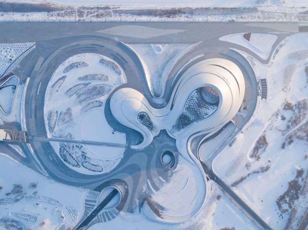 不用三脚架也很少修图的 Iwan Baan，是顶尖建筑事务所偏爱的摄影师 - 知乎