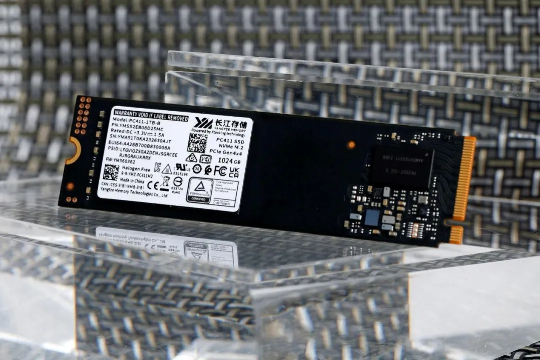 雷神猎刃16的SSD这么能打？长江存储PC411固态硬盘测评