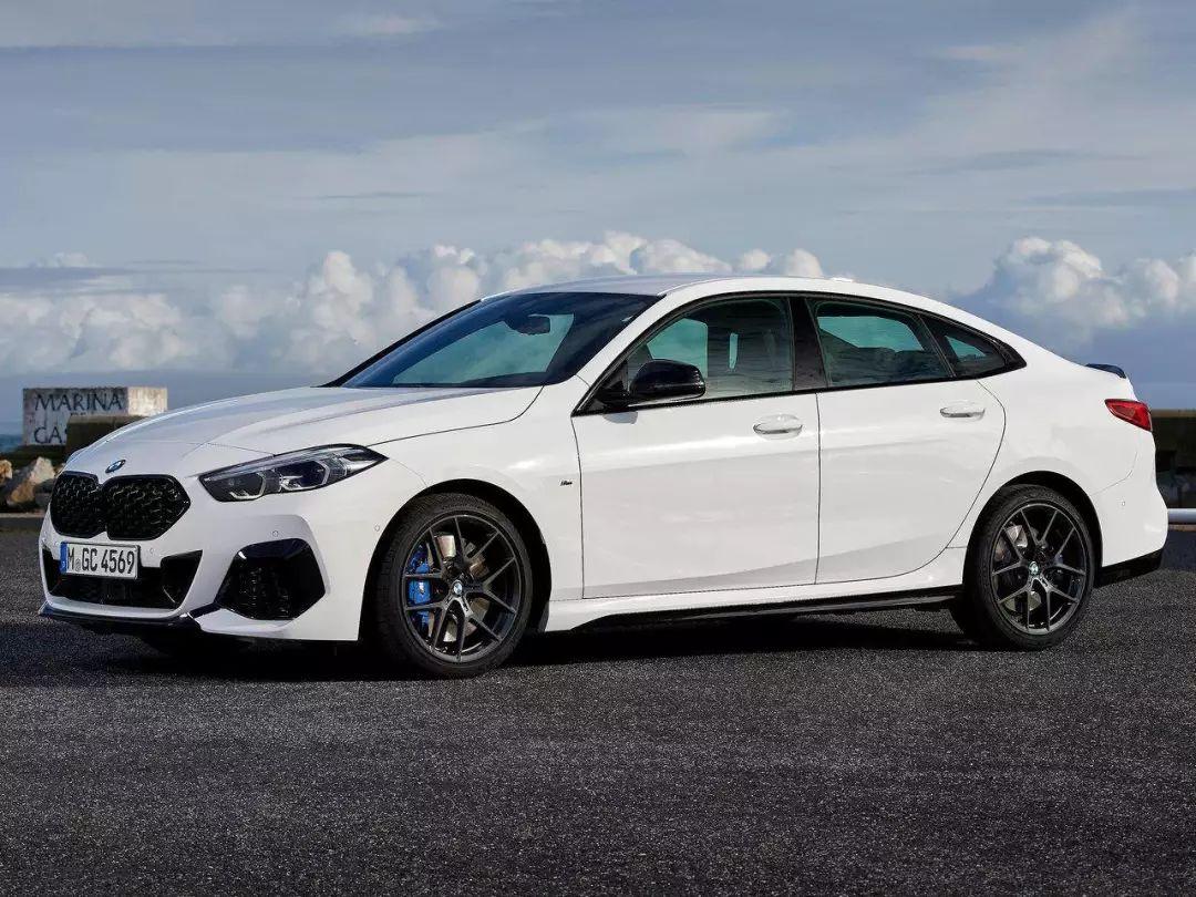 抢先试驾全新宝马M235i，它很好，但推荐买3系... - 知乎