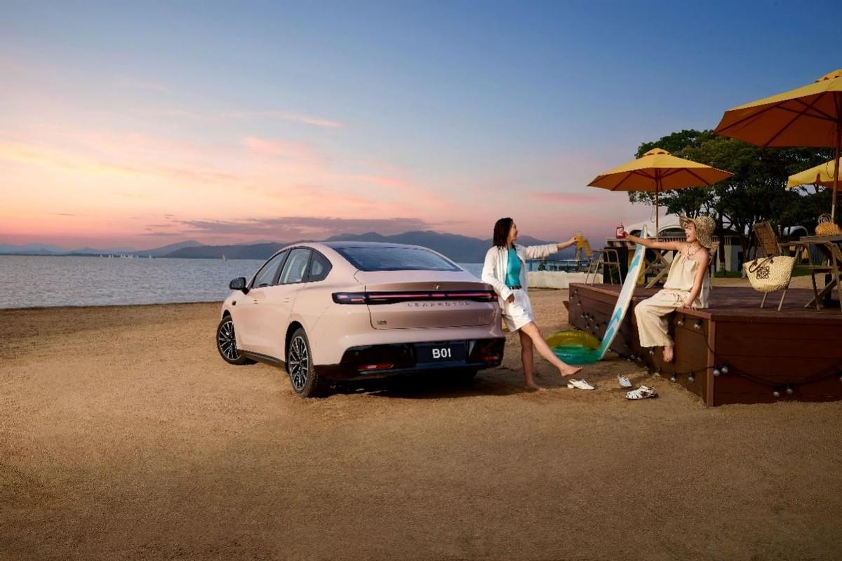 销量新引擎 零跑B01正式上市 售价8.98-11.98万元 - 知乎