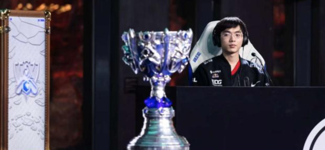 赢了！！EDG勇夺2021英雄联盟全球总决赛冠军！不破不立，骑士凯旋，YYDS！ - 知乎