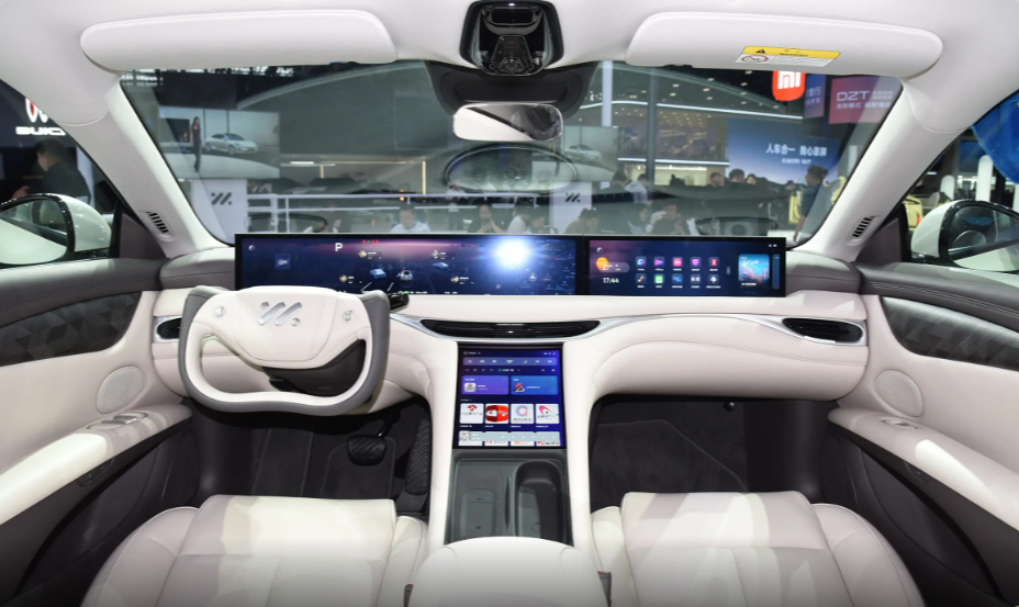 “67之争”！智己L6对比极氪007，谁更胜一筹 - 知乎