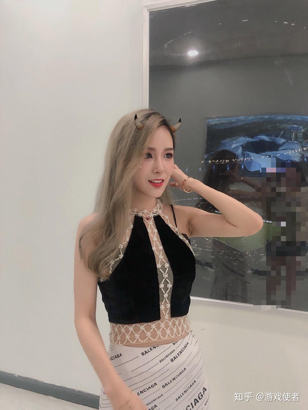 LPL在洲际赛窝里斗？Rita成解说一姐，余霜不再一枝独秀了 - 知乎