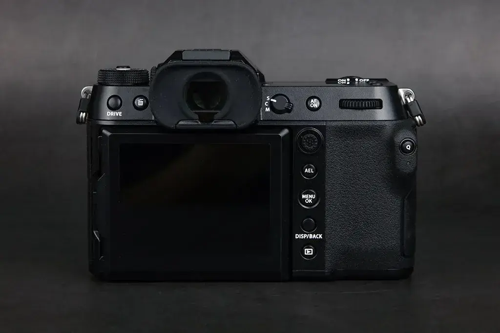 测评丨中画幅新基准 GFX50S II 多家媒体评测观点 - 知乎