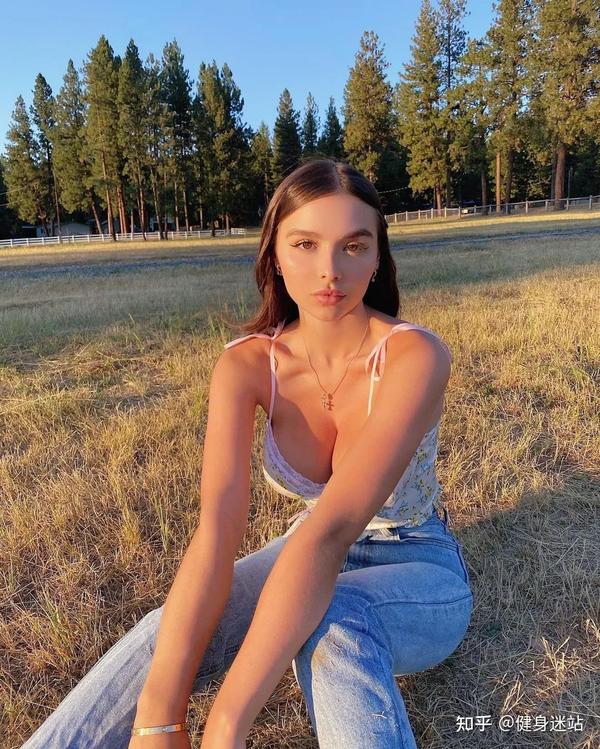 （欧美风情7）美国嫩模Sophie Mudd(苏菲·马德) - 知乎