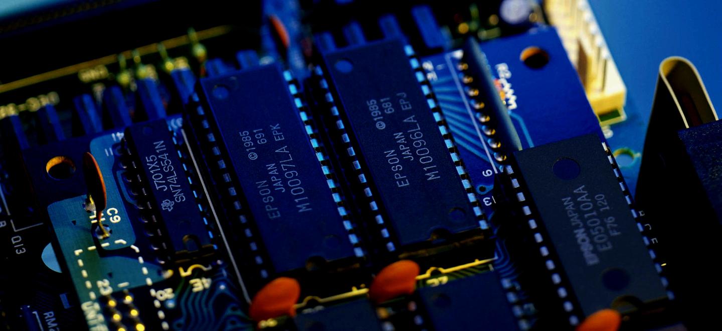 除了ZYNQ还有哪些内嵌ARM硬核的FPGA？ - 知乎