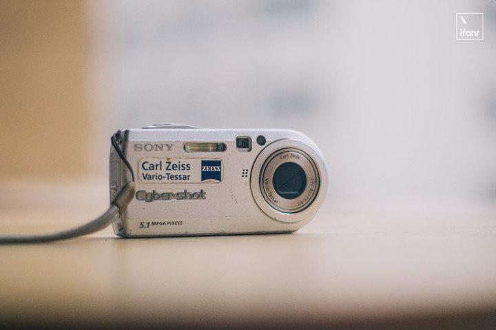 小红书爆款的 CCD 相机，你拍它可以，它拍你真不行 - 知乎