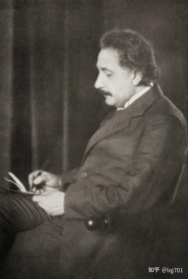 爱因斯坦：当我还是少年时，就已明白许多人的努力与追求毫无价值 - 知乎