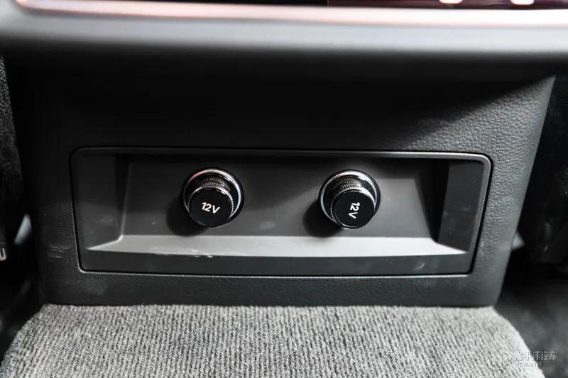 4.0T 大V8！奥迪SQ7深度试驾！4.27s破百，还搭可调空气悬架… - 知乎