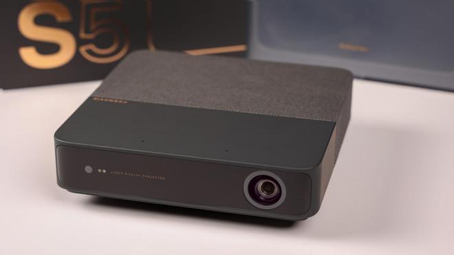 双十一冲投影仪的朋友看过来！投影仪推荐峰米S5，准没错！ - 知乎