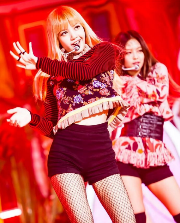 她是YG首个出道的外国人，四代女团舞蹈天才BLACKPINK小甜豆Lisa - 知乎