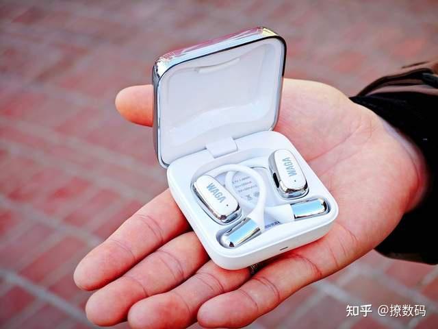 【深度解析】有荷兰声学大师坐镇，WAGA Brava就能成为OWS耳机颜值和音质标杆吗？ - 知乎