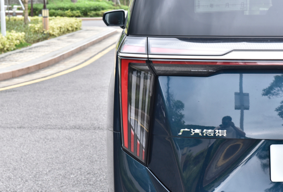 手握35万预算，全新广汽传祺E9对比腾势D9 DM-i，谁更符合当下潮流？ - 知乎