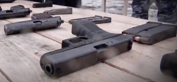 伏尔加格勒地区俄军和国民近卫军庆祝苏军建军100周年之轻武器 - 知乎