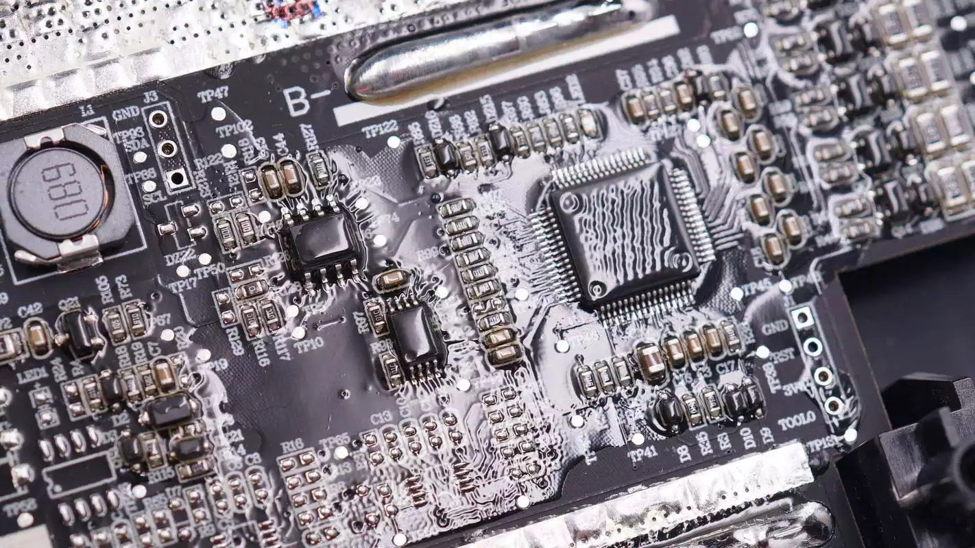 拆解报告：UGREEN绿联600W便携户外电源GS600 - 知乎
