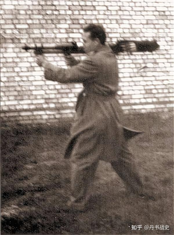 肩扛射击的重机枪——澳大利亚SR-14 - 知乎